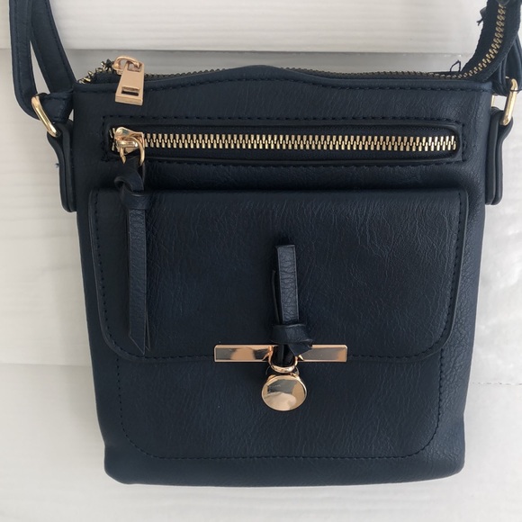 Mali + Lili | Bags | Mali Lili Crossbody Bag | Poshmark